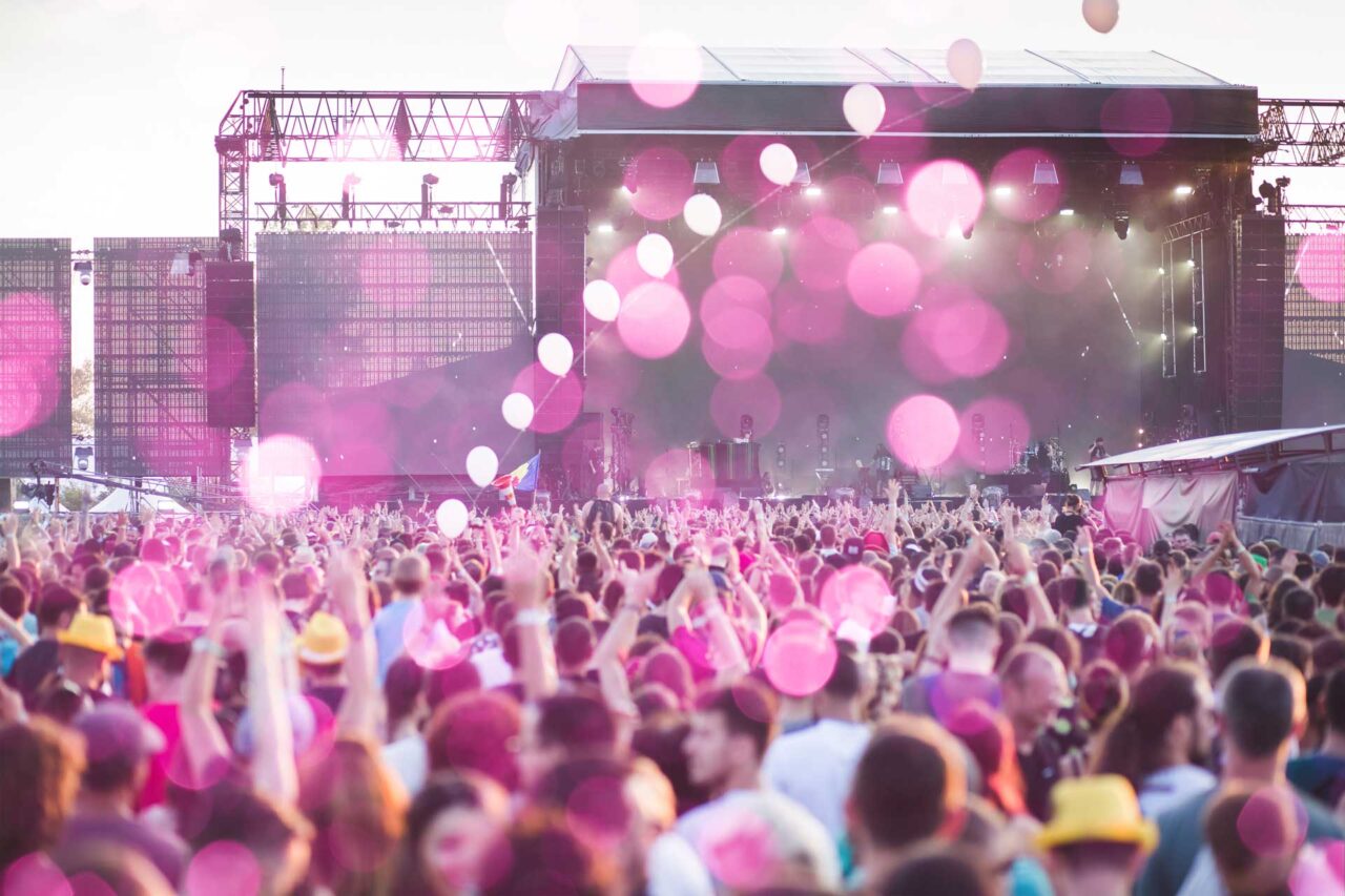 How DMOs Can Manage Overtourism? - HootBoard